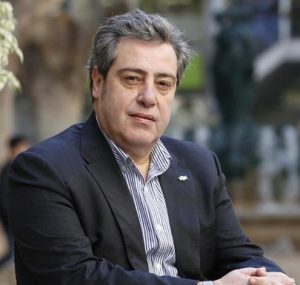 Biografía de José María Llanos | Modelo Curriculum