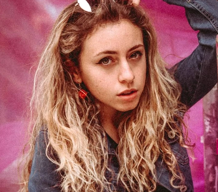 Información y biografía de Miare, Miare's Project